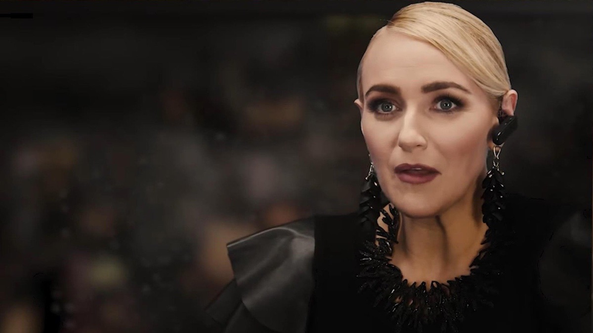 Estella Scrooge: A Christmas Carol with a Twist - Apple TV