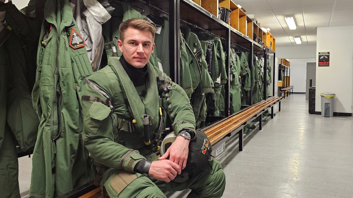 Series 2 Episode 3 - Top Guns: Inside the RAF (Series 2, Episode 3 ...