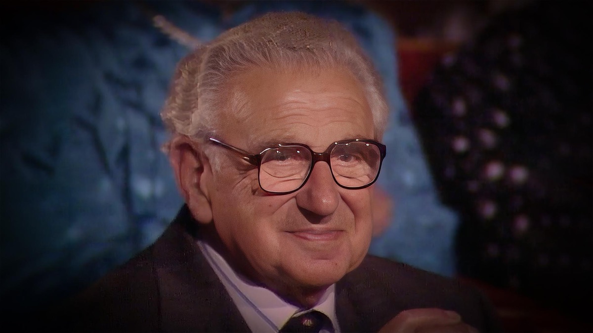 Holocaust hero Nicholas Winton on That's Life - Holocaust hero Nicholas ...