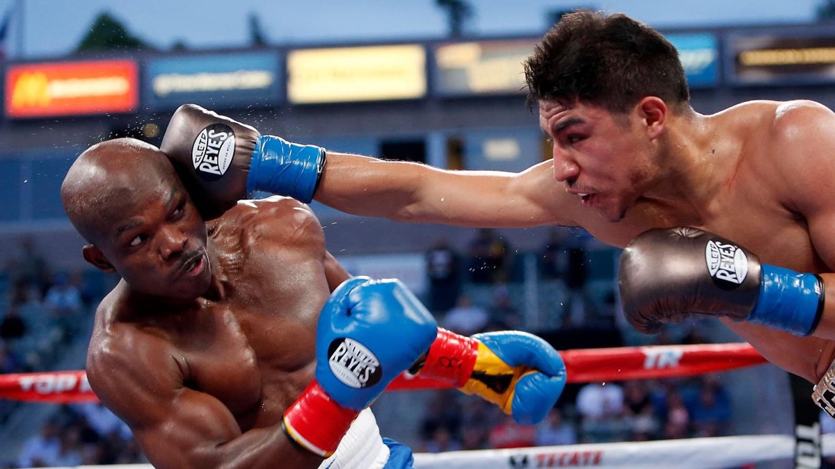 World Championship Boxing: Timothy Bradley, Jr. vs. Jessie Vargas ...