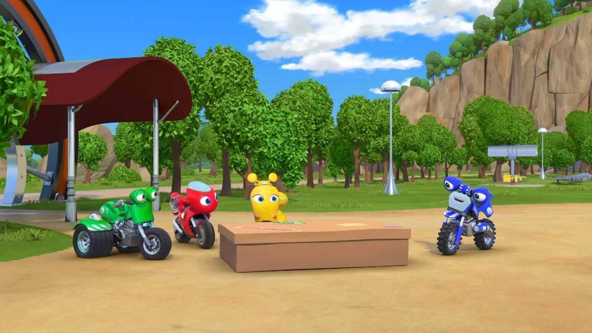 The Most Amazing Thing Ever Put in a Box – Ricky Zoom (Season 1 ...