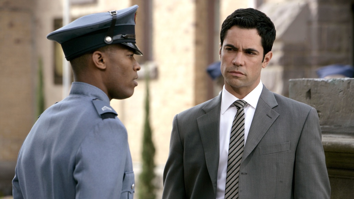 The Long Blue Line - Cold Case (Series 6, Episode 22) - Apple TV (EG)