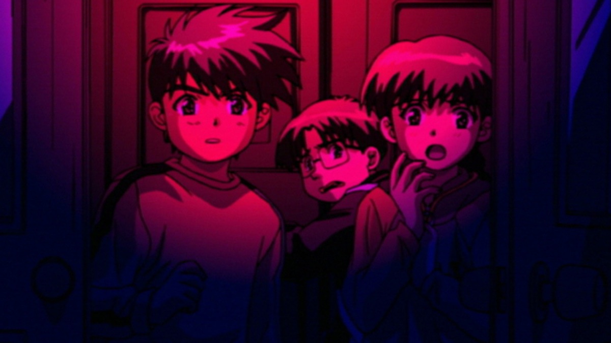 ‎La mano demoníaca que despedaza las puertas. Noche de tragedia ...