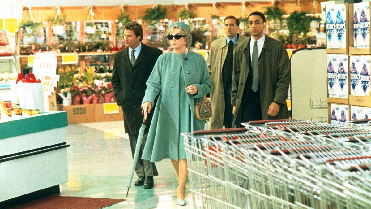 Guarding Tess - Apple TV