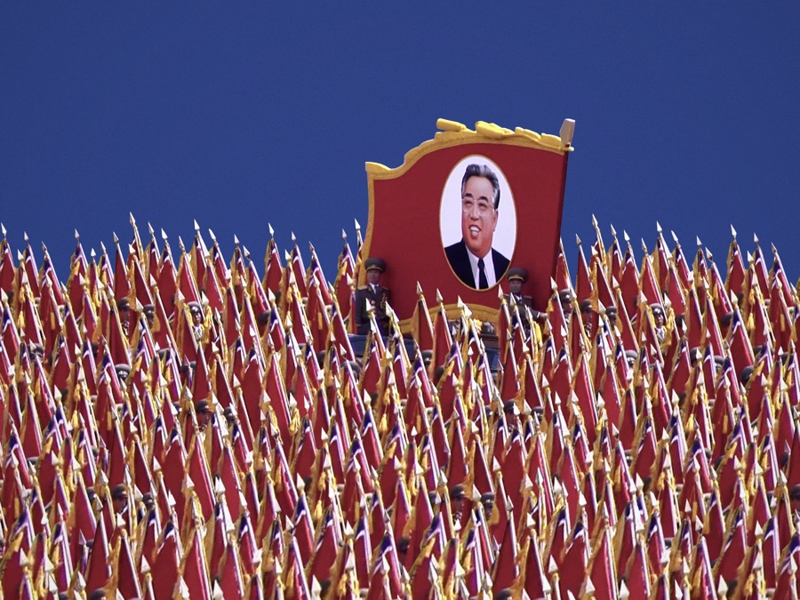 Inside North Korea: The Kim Dynasty | Apple TV (IE)
