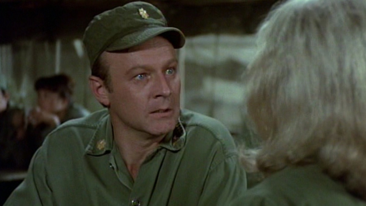 ‎Souvenirs - M*A*S*H (Series 5, Episode 23) - Apple TV (DK)