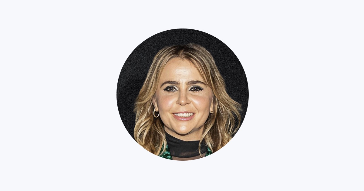 ‎Mae Whitman - Movies, TV Shows, Music, and Podcasts - Apple Snapshot