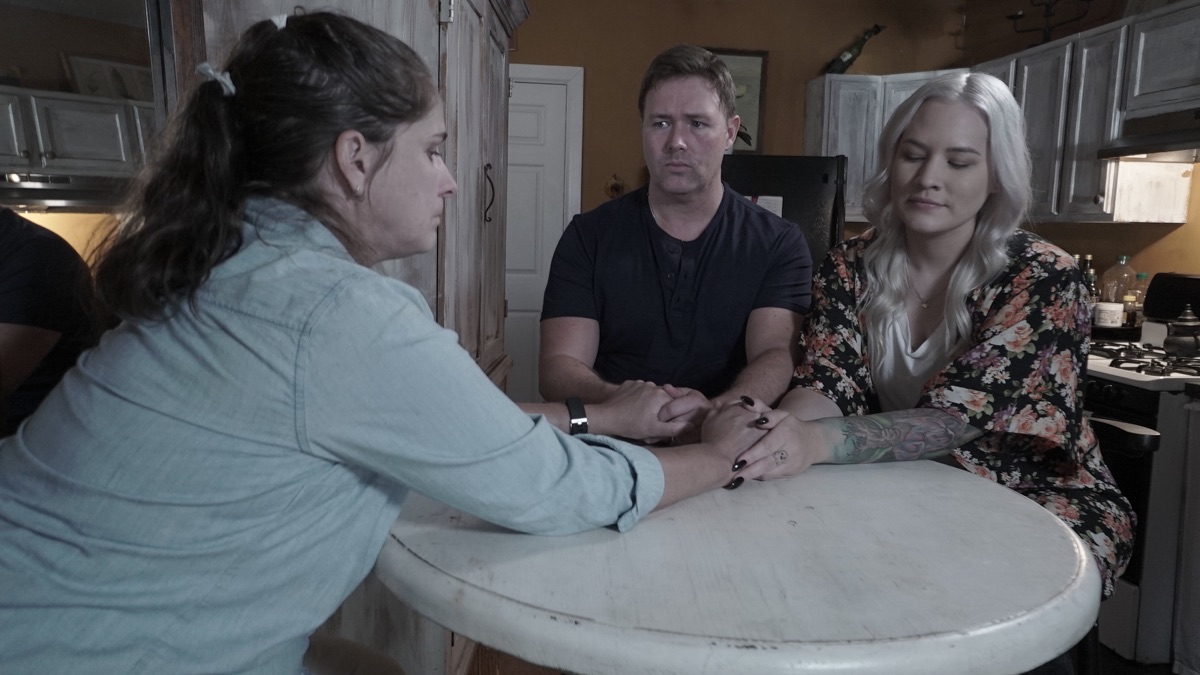 Alarmed and Dangerous - Ghost Loop (Season 1, Episode 1) - Apple TV