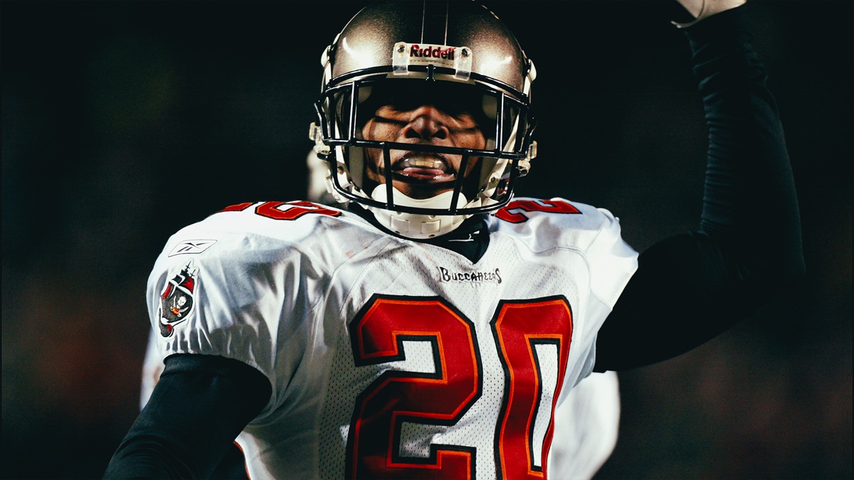 ‎Captain of the Ship - Raise The Flags: 50 Years of Buccaneers Football ...