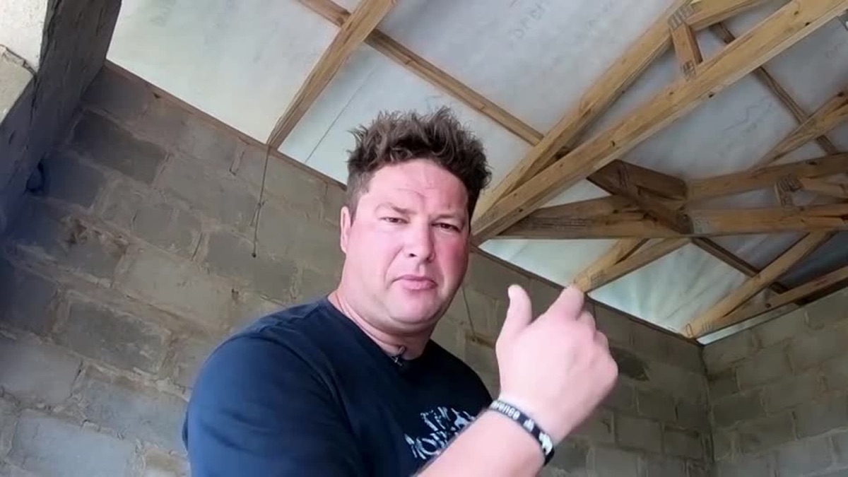 Green Mamba - Dingo Untamed (temporada 1, episodio 12) - Apple TV