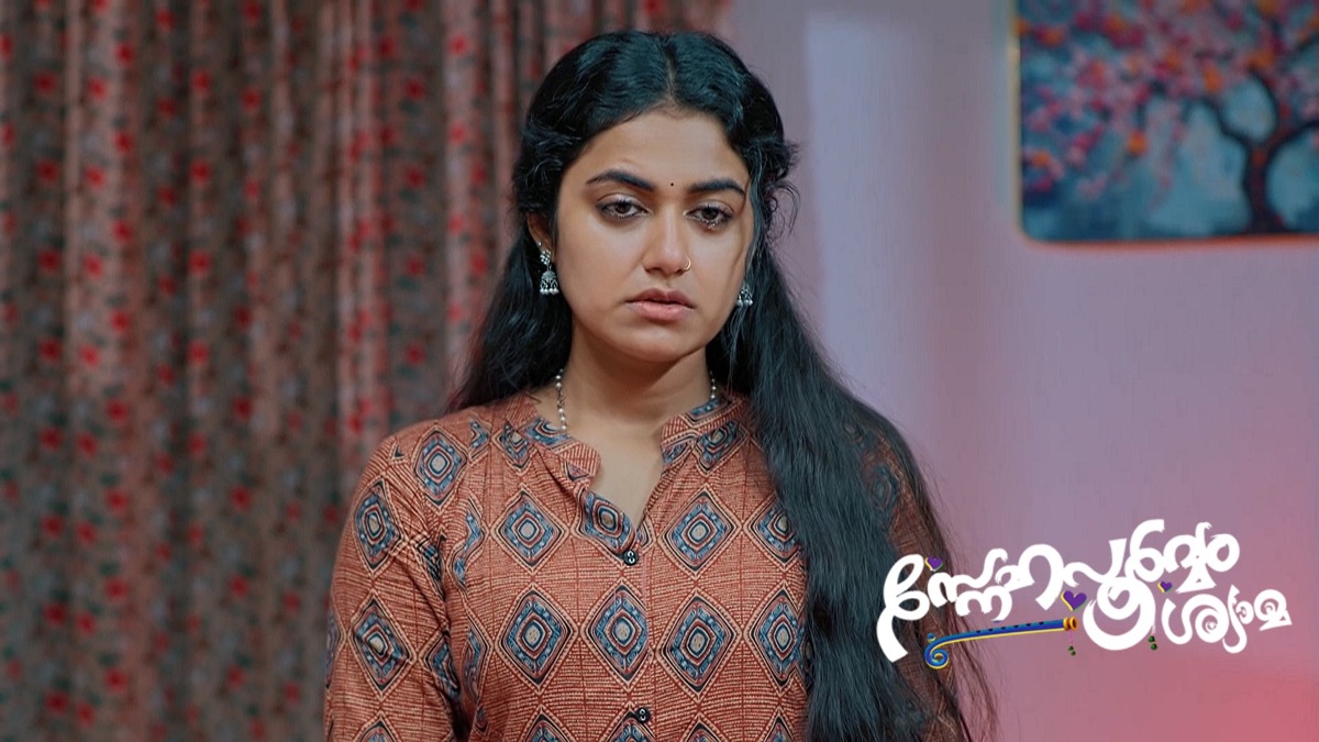 ‎Muthassi Sees Radhika with Ashes - Snehapoorvam Shyama - Apple TV (IN)