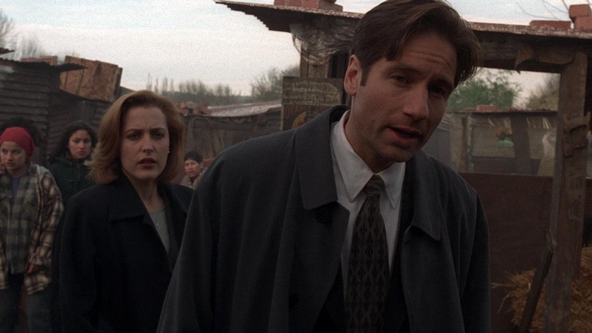 ‎El Mundo Gira - The X-Files (Series 4, Episode 11) - Apple TV (EG)