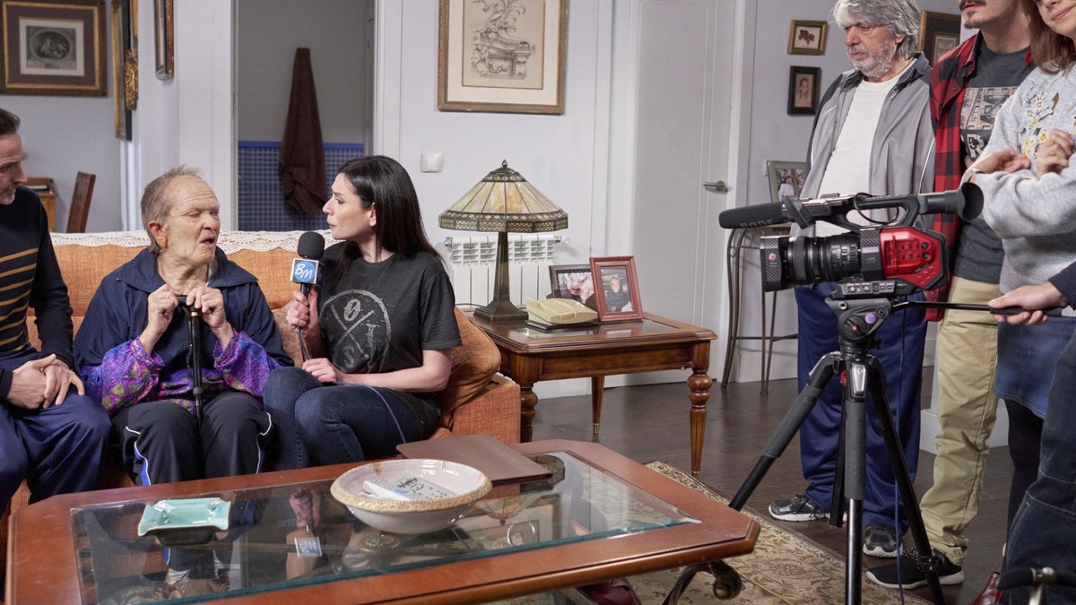 ‎Un yonki centenario, un inquilino múltiple y un acto filatélico - La ...