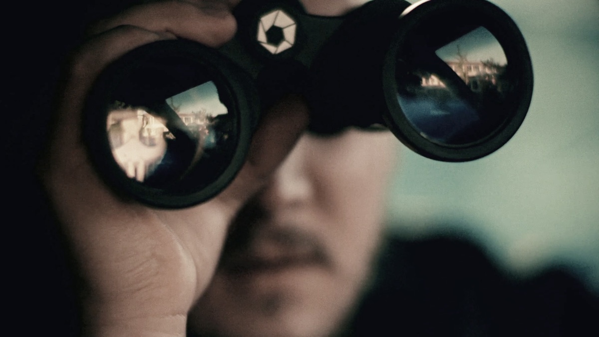 Deep Undercover - Apple TV (CA)