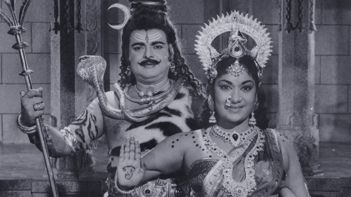 Kandhan Karunai - Apple TV