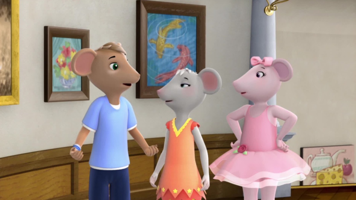 ‎Angelina and the Big News; Angelina's Secret Valentine - Angelina ...