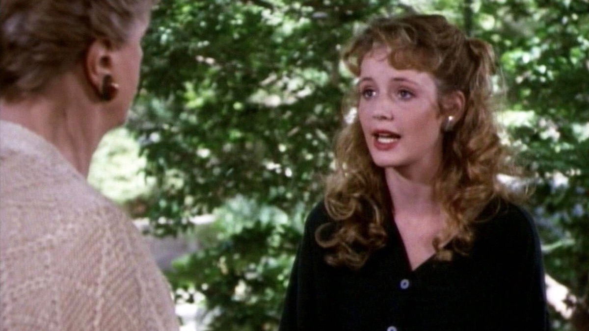 ‎Asesinato entre duendes - S'ha escrit un crim (temporada 10, episodi 7 ...