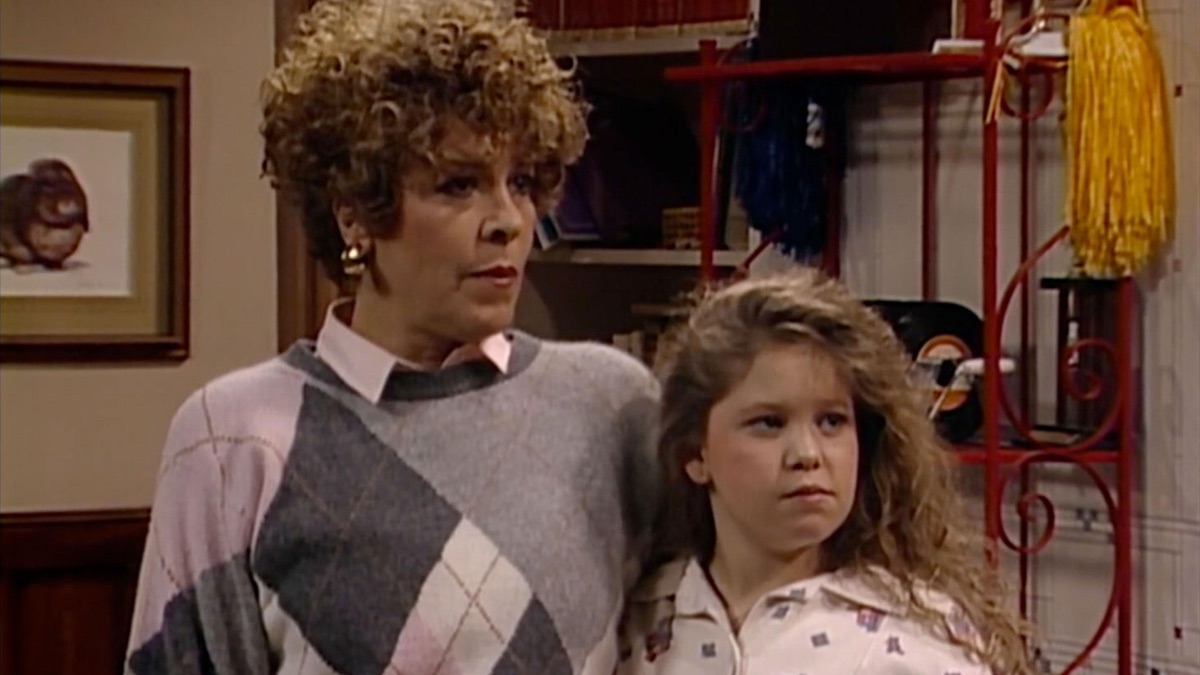 Fogged In – Full House (Season 2, Episode 12) - Apple TV (AU)