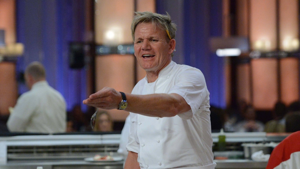 20 Chefs Compiten - Hell’s Kitchen (temporada 11, episodio 2) - Apple ...