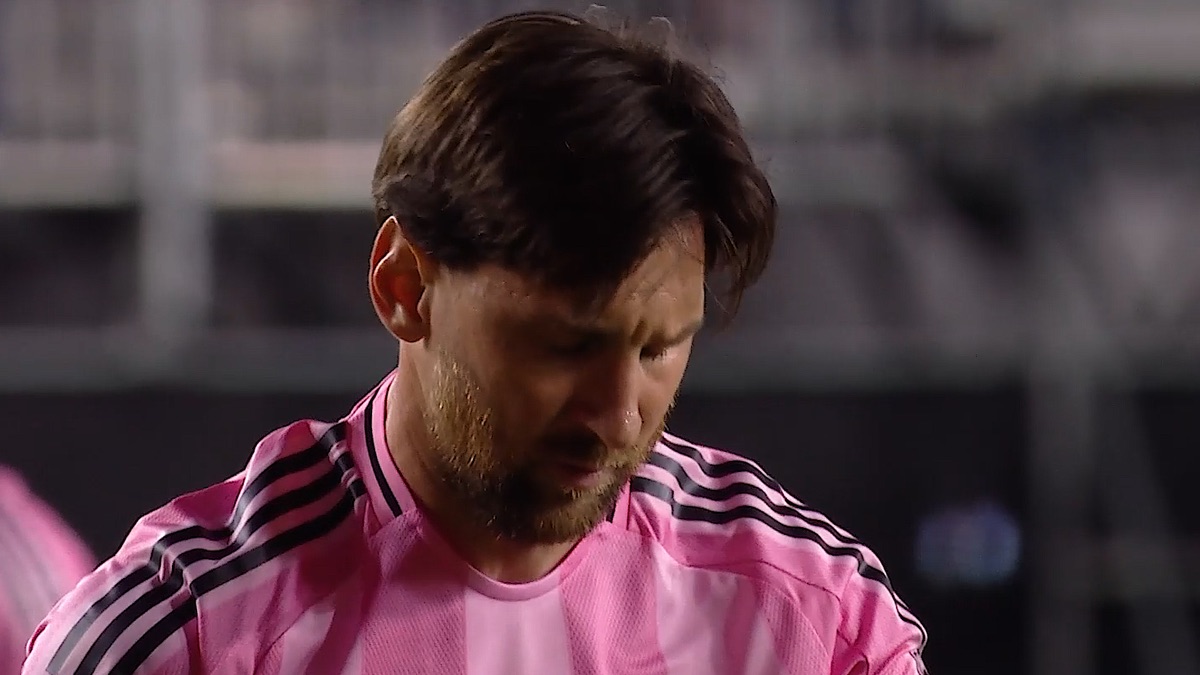 Chance: Messi vs. NYC, 72' (en español) - Watch MLS Highlights