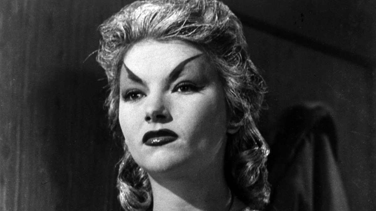 The Astounding She-Monster - Apple TV