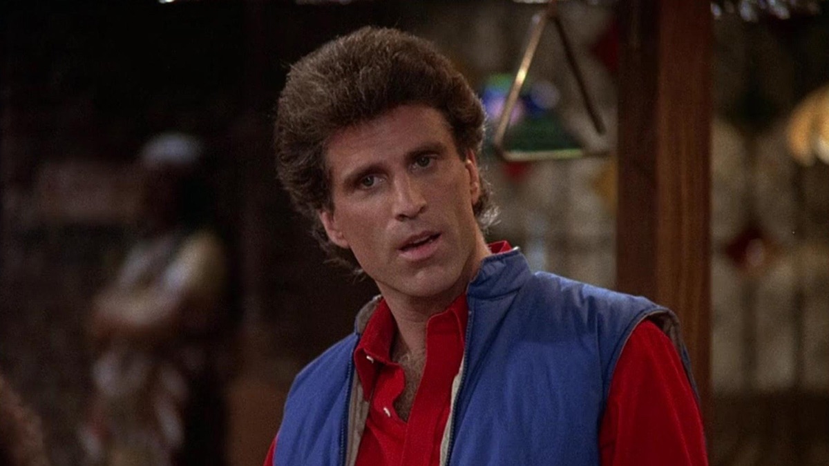 Just Three Friends - Cheers (Season 2, Episode 11) - Apple TV