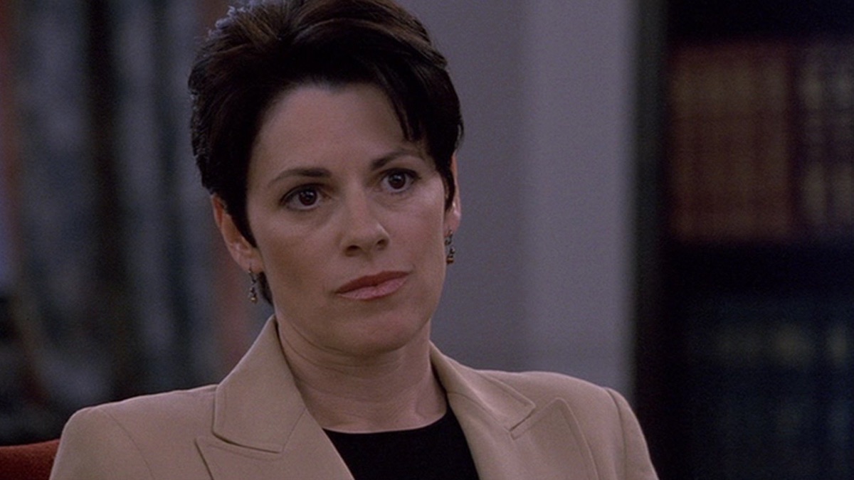 ‎Oxymoron - Law & Order (Series 12, Episode 23) - Apple TV (JO)