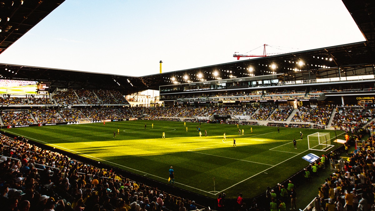 Lower.com Field - Drone Tour - Apple TV (SZ)