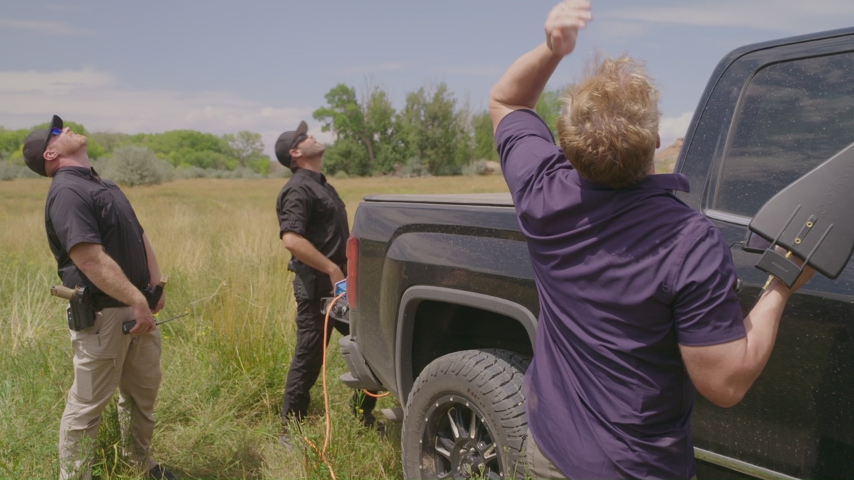 Behind the Gates: Triangulation - The Secret Of Skinwalker Ranch ...