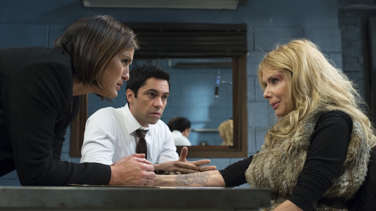 ‎Wednesday's Child - Law & Order: Special Victims Unit (Series 15 ...