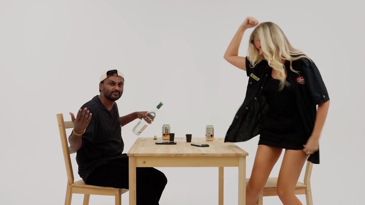 ‎Dad Jokes: Sath vs. Peyton; The Roast: Kirsty vs. Rory – YeahMad ...