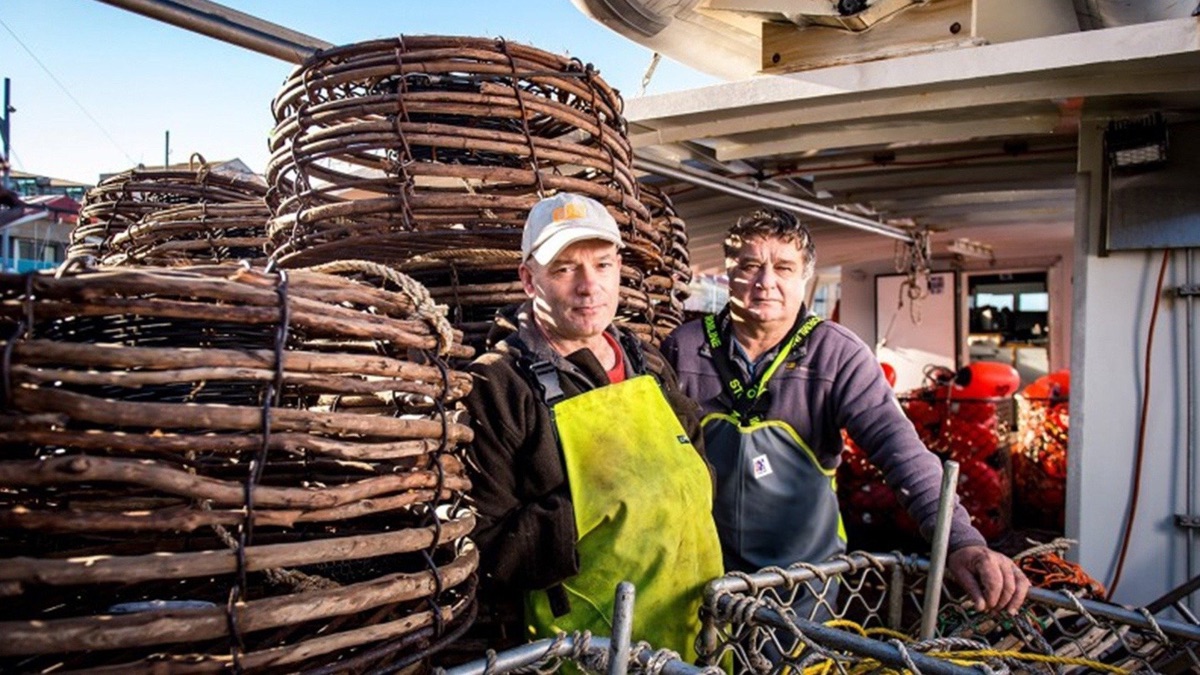 Episode 2 - Giant Lobster Hunters (Series 2, Episode 2) - Apple TV (UK)