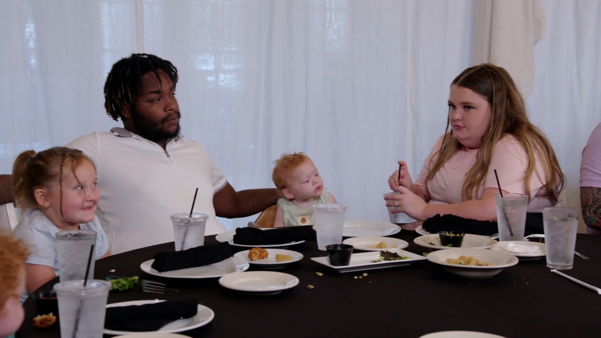 Family Crisis: Mama Dearest - Mama June: From Not to Hot (Season 6, Episode 18) - Apple TV