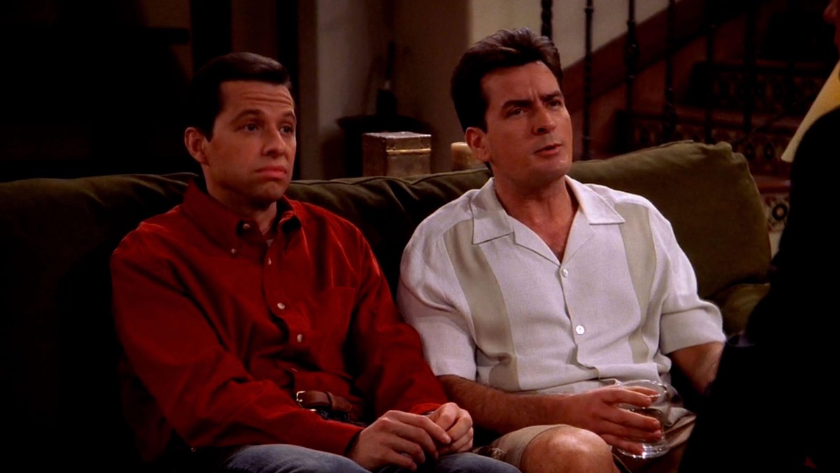 ‎Sleep Tight, Puddin' Pop - Two and a Half Men (Season 3, Episode 7 ...