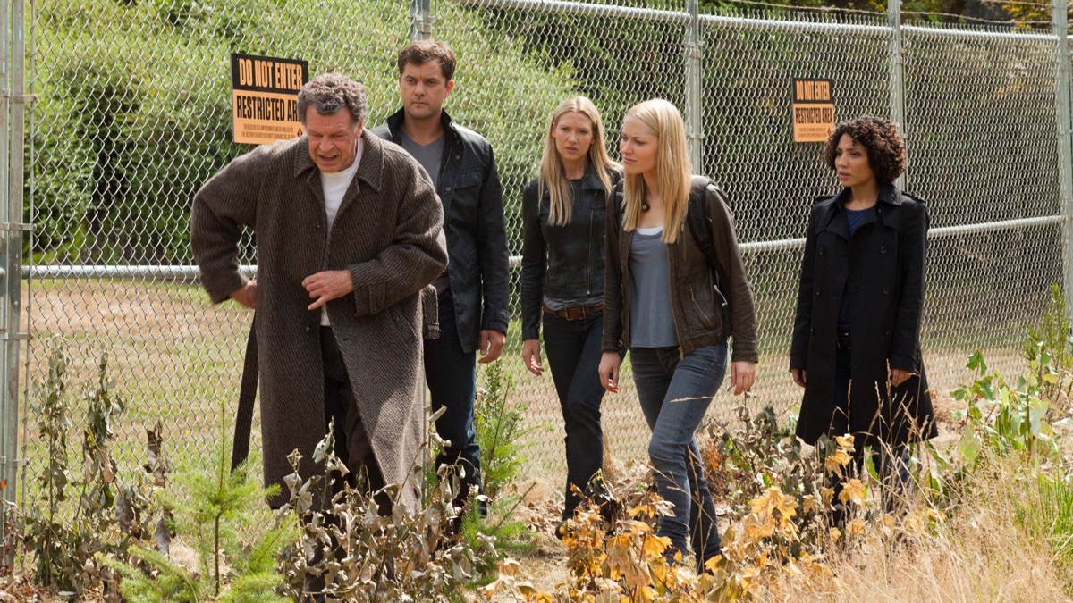 ‎2. In Absentia – Fringe (Season 5, Episode 2) - Apple TV (AU)