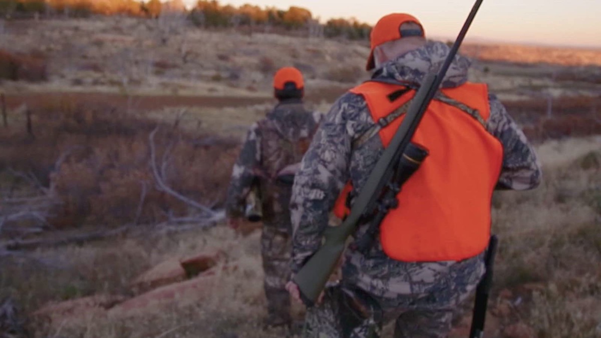 Welcome to Red Mesa - Elk Camp (temporada 1, episodio 3) - Apple TV