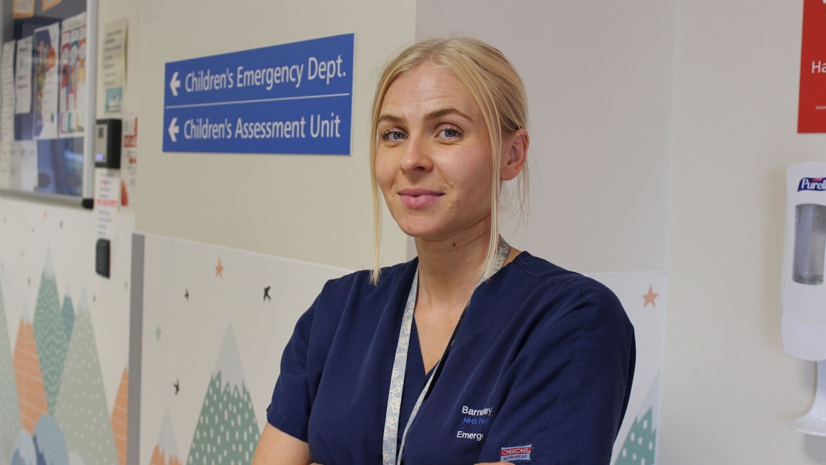 Episode 1 - Casualty 24/7: Every Second Counts (Series 9, Episode 1) - Apple TV (UK)