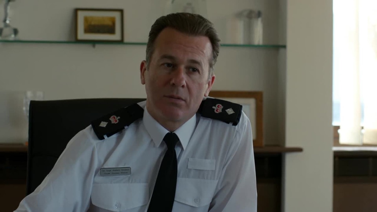 Episode 1 - Cuffs (Season 1, Episode 1) - Apple TV