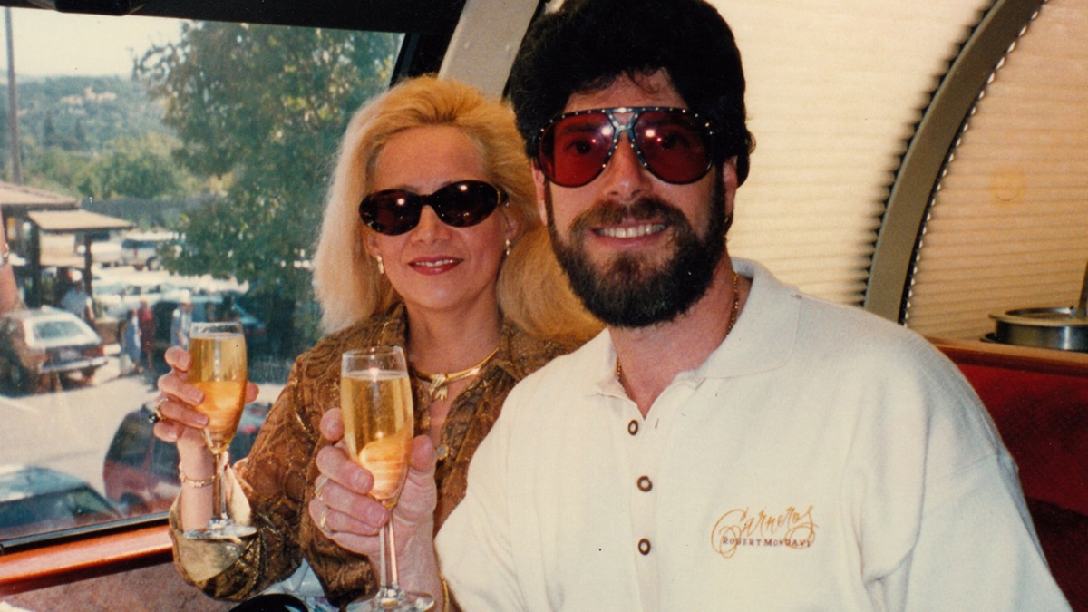 Crazy Love - 48 Hours - Apple TV