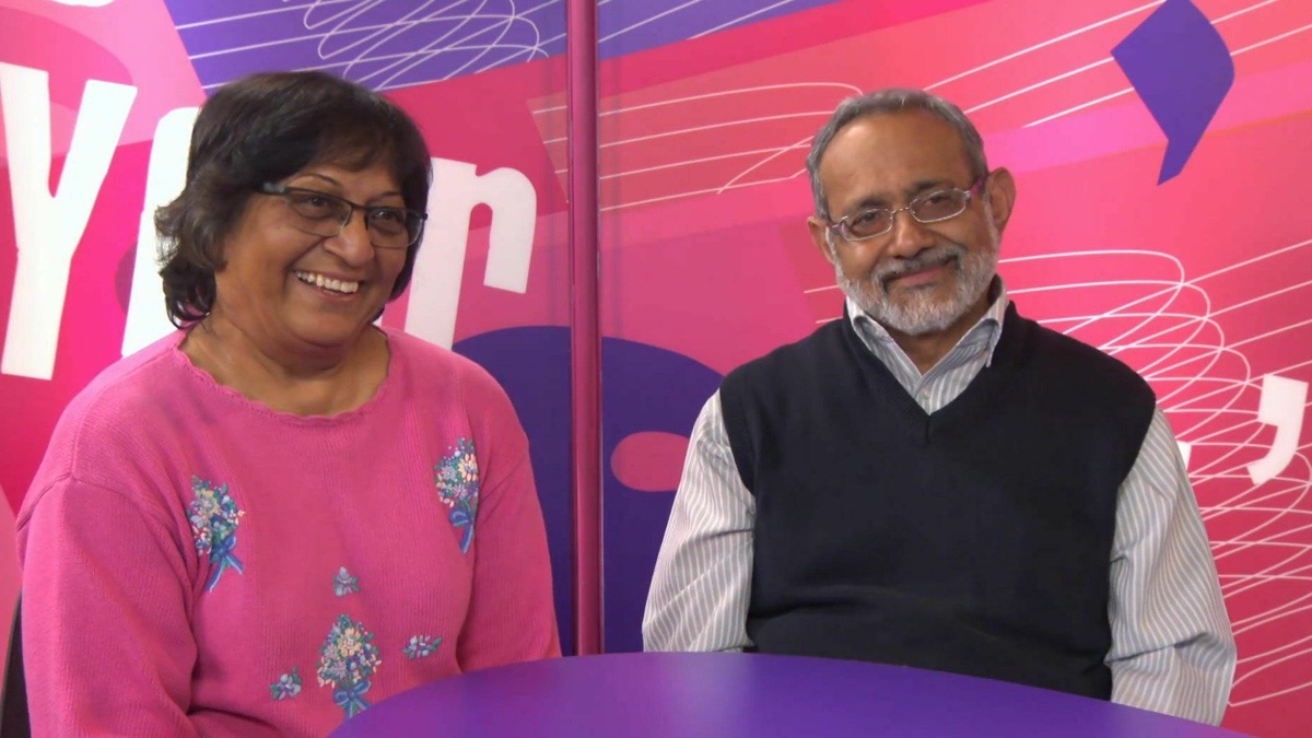 Oldham 4 - Dickinson's Real Deal (Series 18, Episode 4) - Apple TV (UK)