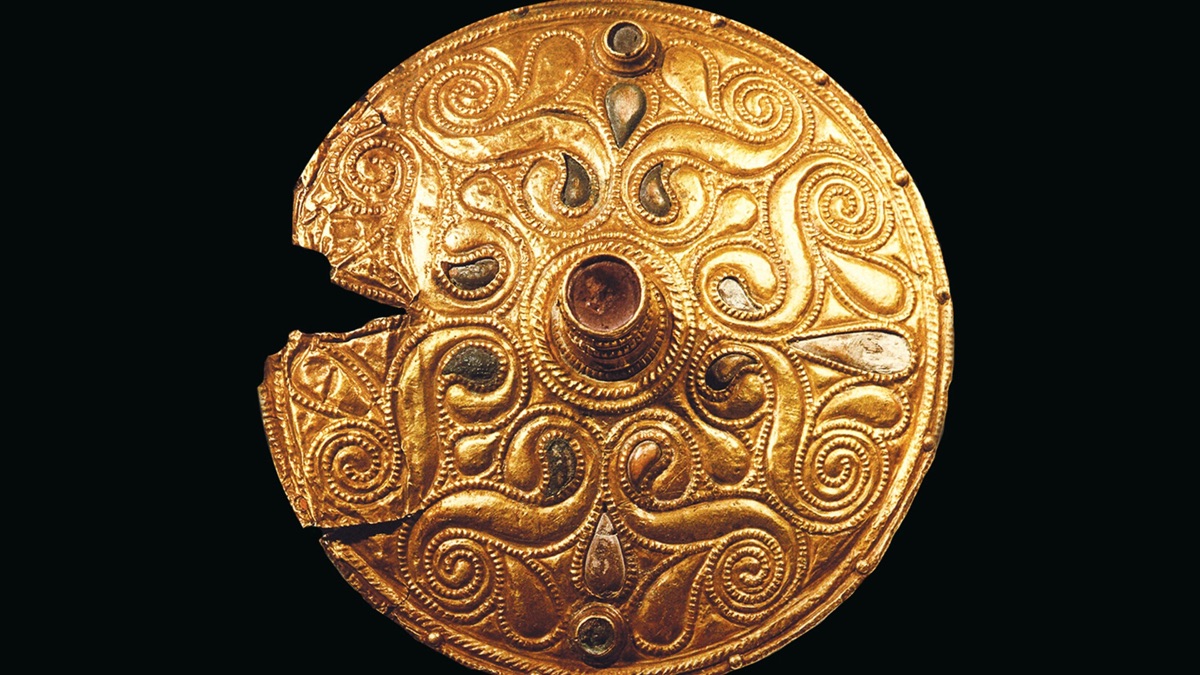 Celtic Art and Artifacts – The Celtic World (Season 1, Episode 3 ...