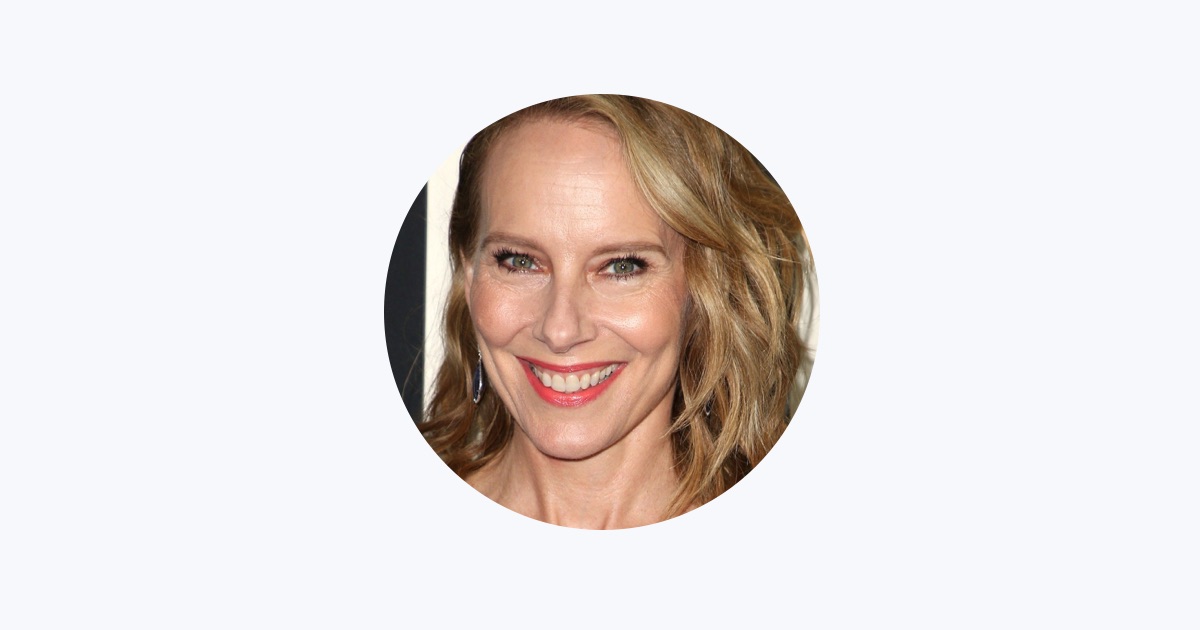 ‎Amy Ryan - Movies, TV Shows, and Podcasts - Apple Snapshot