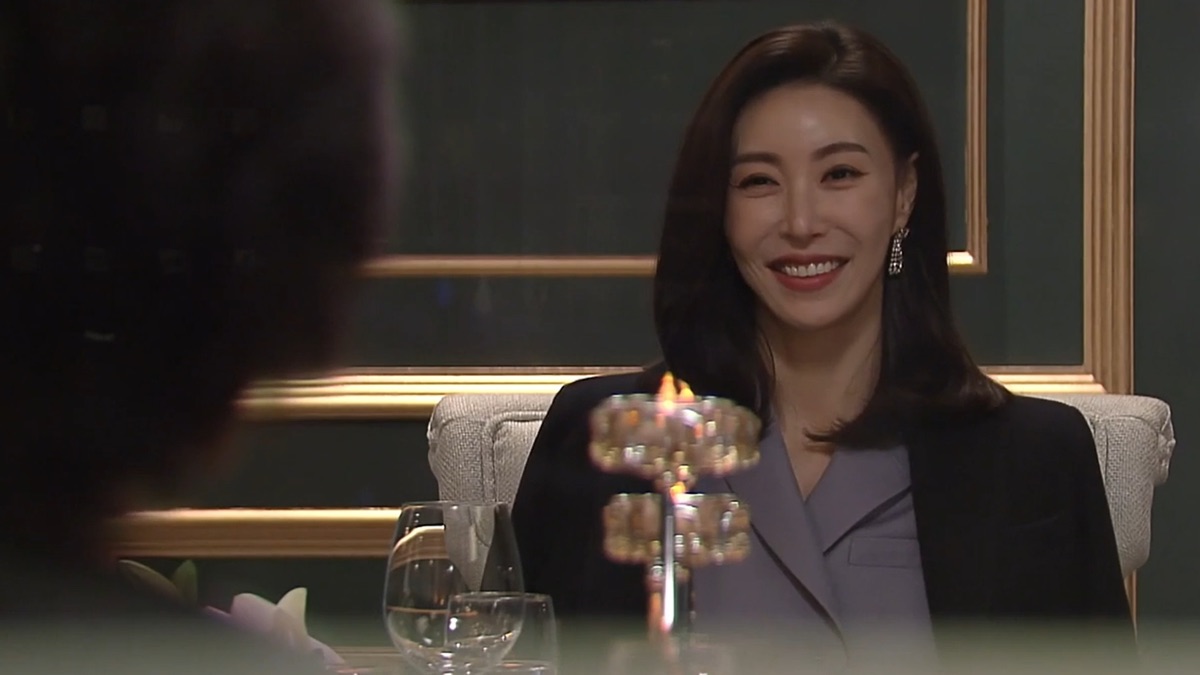 Phoenix 2020 - Phoenix (Season 1, Episode 48) - Apple TV