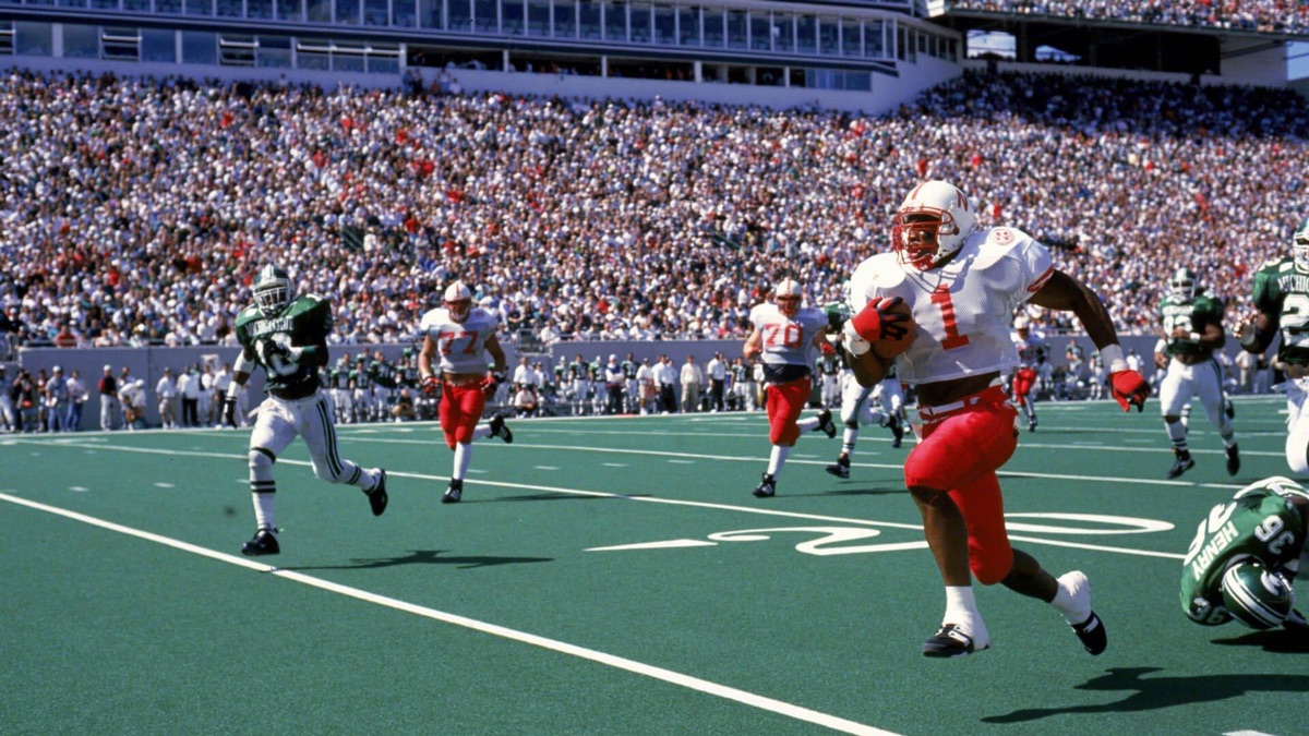 Running For His Life: The Lawrence Phillips Story - Apple TV