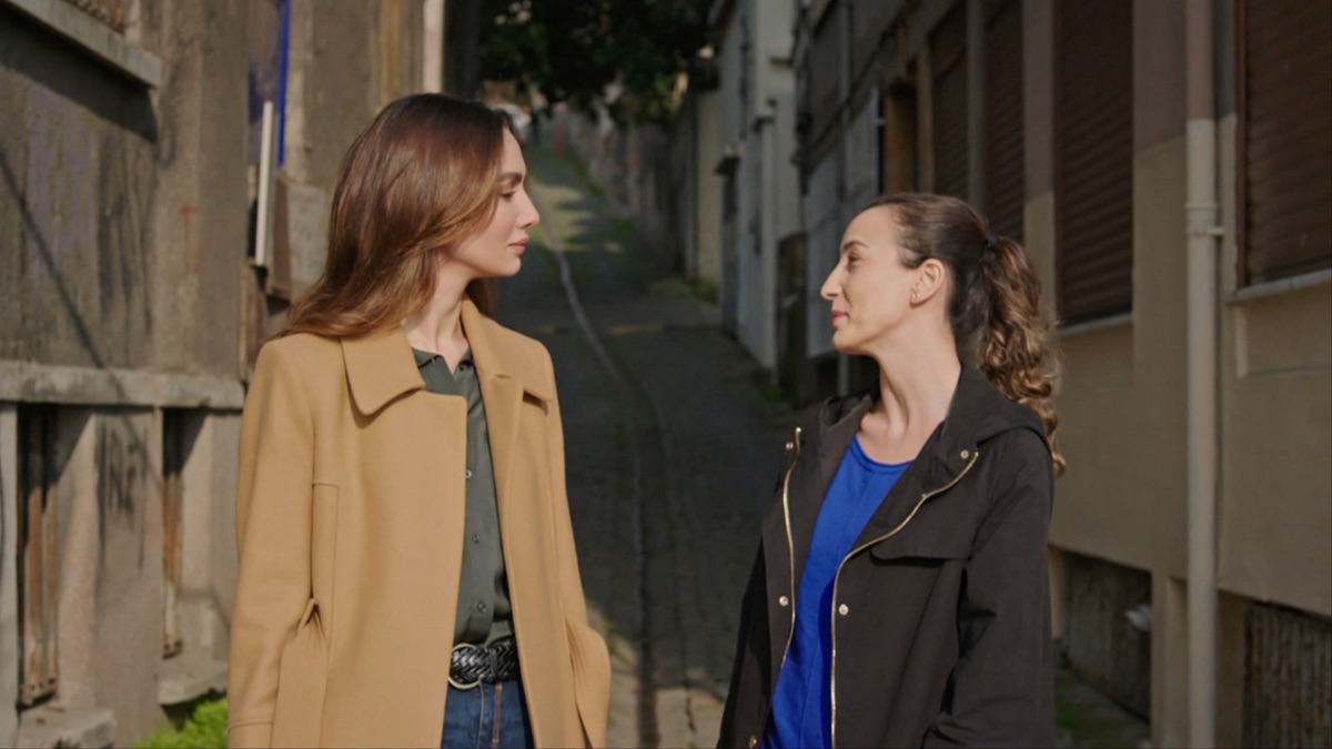 Episode 042 - Amor en blanco y negro (temporada 1, episodio 42) - Apple ...