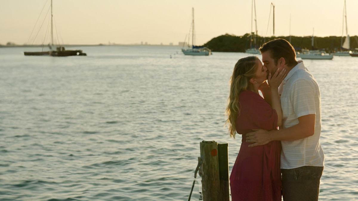 Falling for the Manny - Apple TV