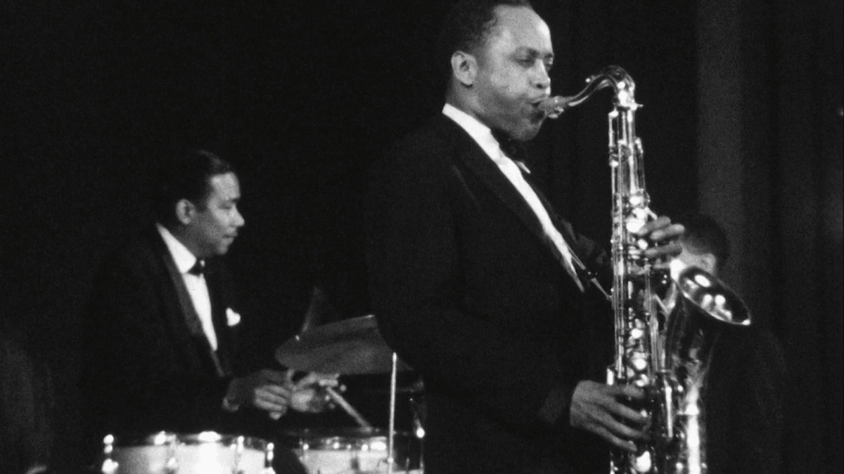 Dizzy Gillespie, Lou Levy, Gus Johnson, Ray Brown, Sonny Stitt - Dizzy ...
