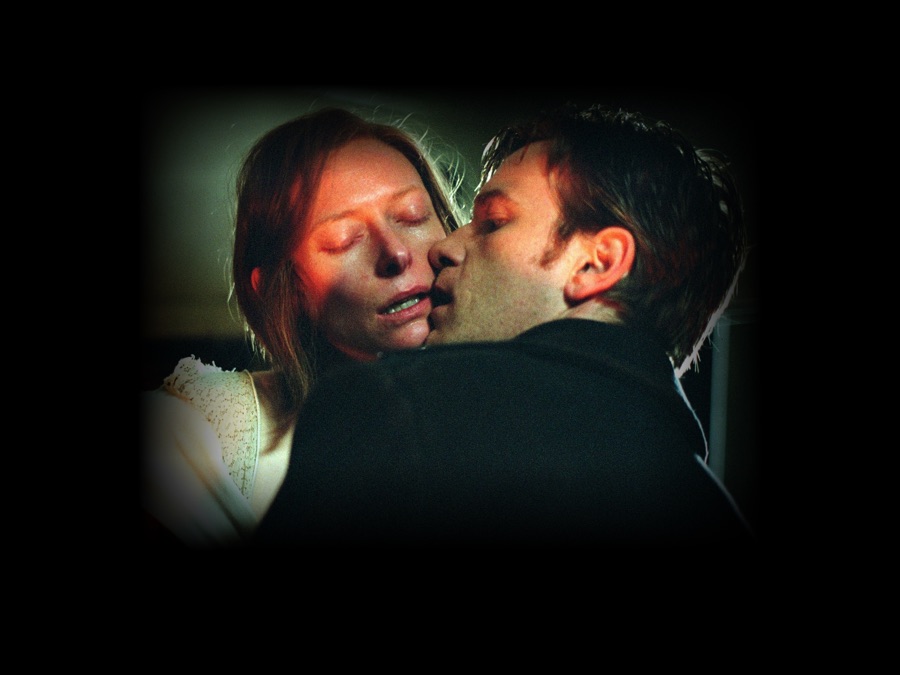 Young Adam - Apple TV (ES)