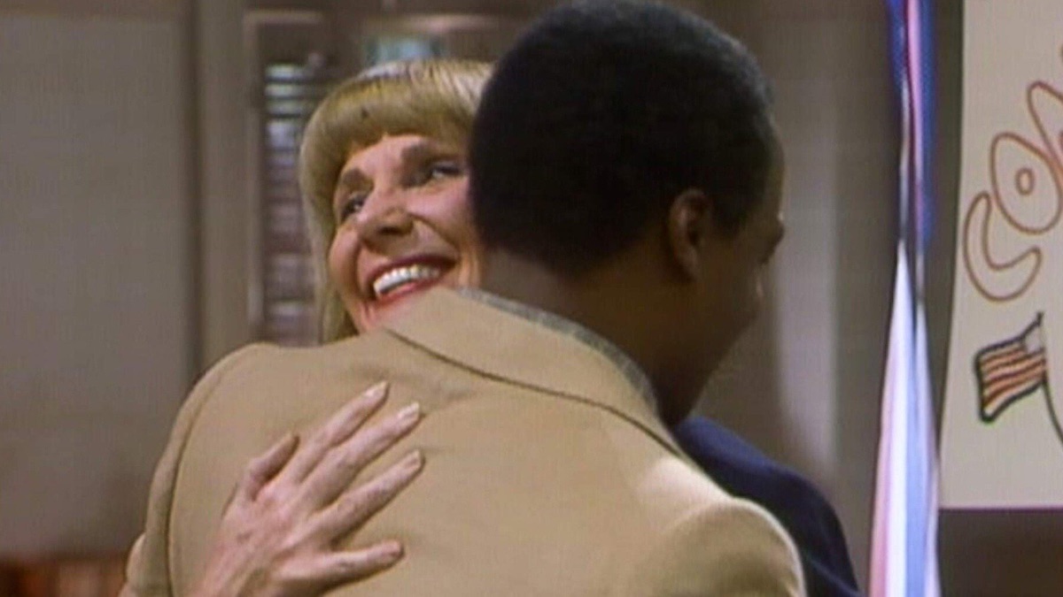 Citizen Kraus – Benson (Season 2, Episode 6) - Apple TV (CA)