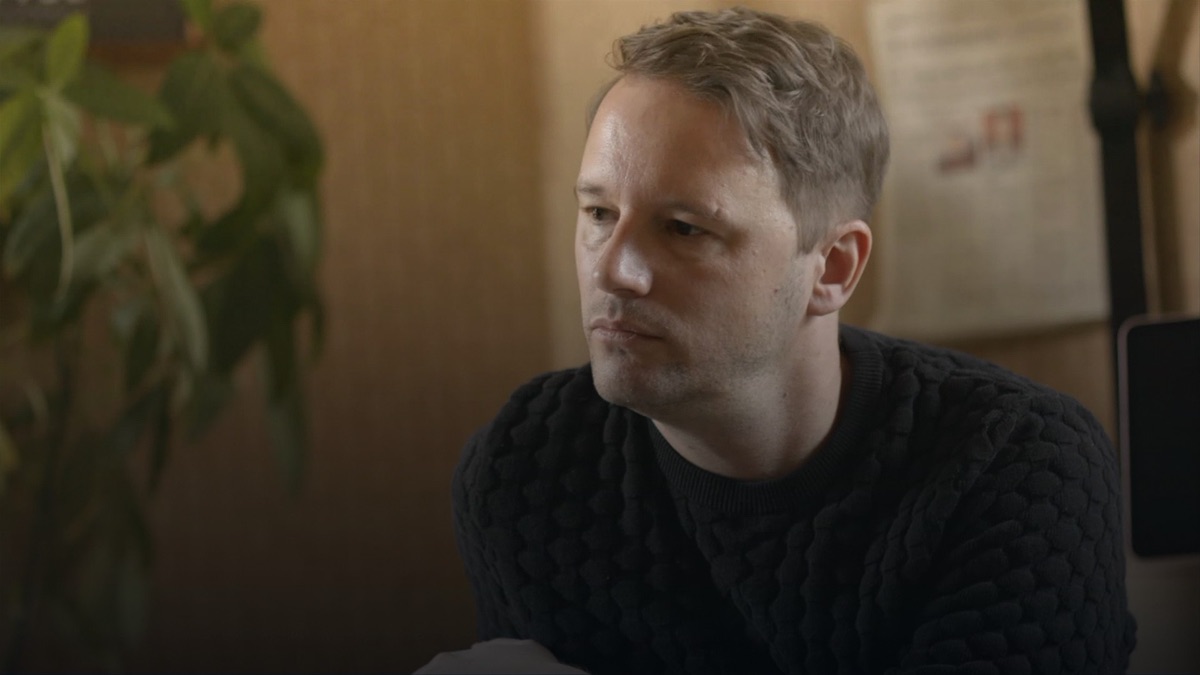 Josh Hallmark - True Crime Story: Citizen Detective (Season 1, Episode ...